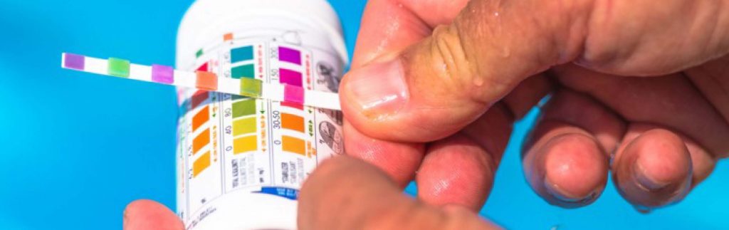 A Beginners Guide To Testing Your Pool Water - The Fibreglass Pool Company