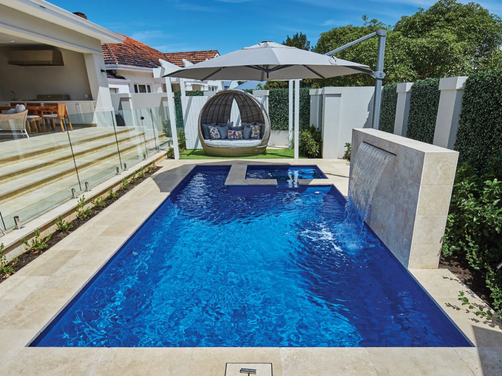Coral Bay 7m x 3m - The Fibreglass Pool Company