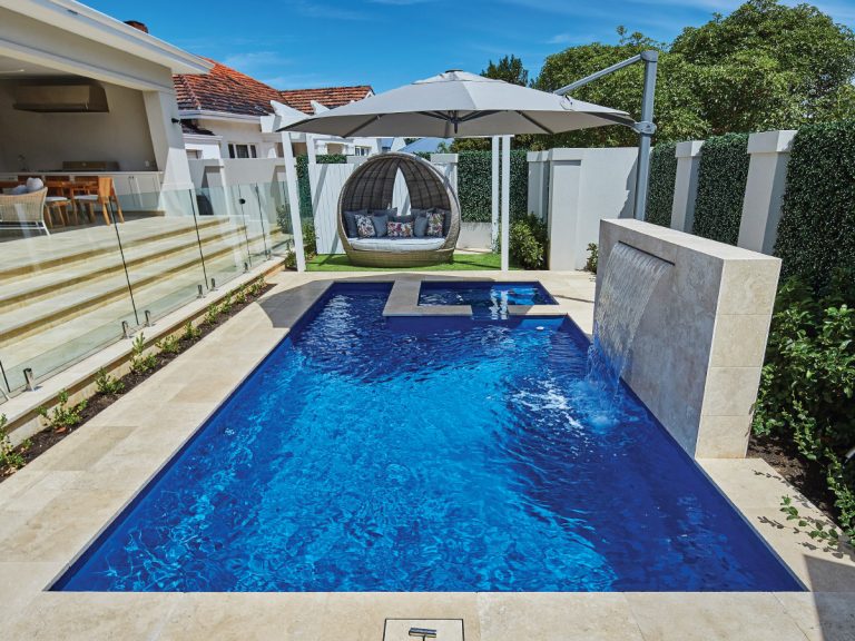 Coral Bay 7m x 3m - The Fibreglass Pool Company