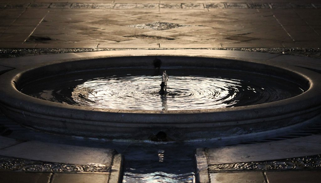 How A Water Feature Can Make an Incredible Impact to Your Home Pool ...