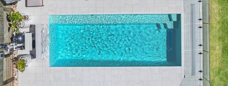 The Simple Solution To Poolside Algae - The Fibreglass Pool Company